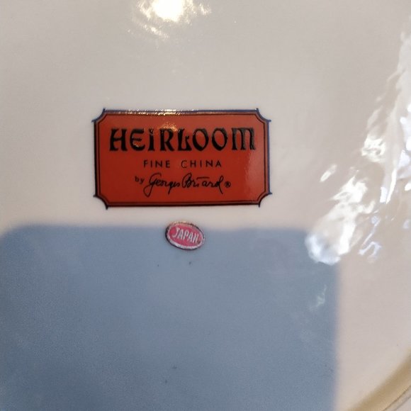 Heirloom | Dining | Vintage Heirloom Fine China Plate | Poshmark